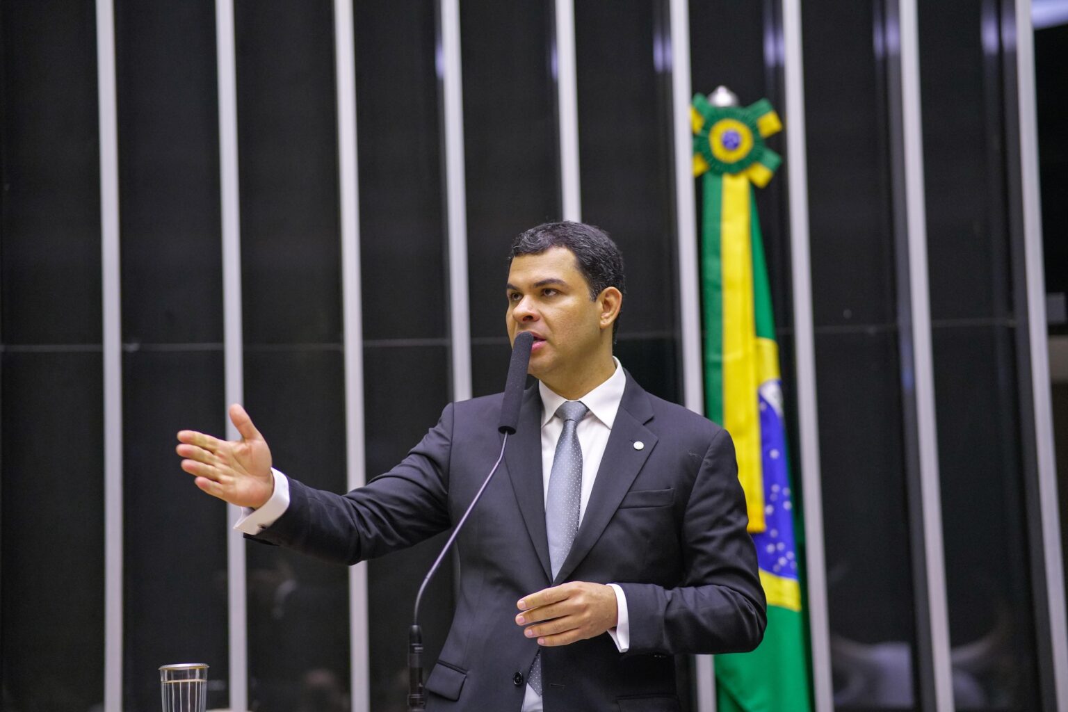 Saullo Vianna anuncia retomada do mandato na Câmara dos Deputados - O ...