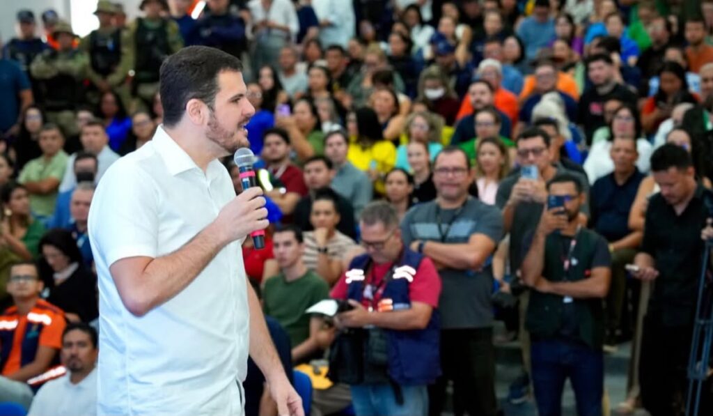 Prefeito Renato Junior sanciona reajuste salarial de 4,14% para ...